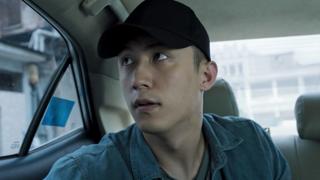 《破冰行动》枪击大战,李飞陷入危机