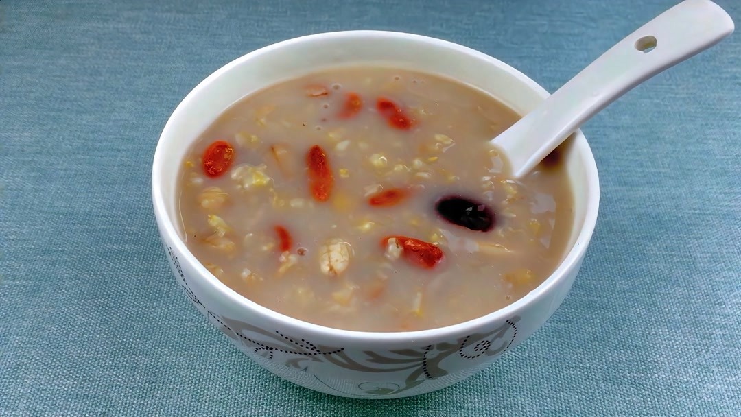 燕麦粥,做法简单,好吃又营养