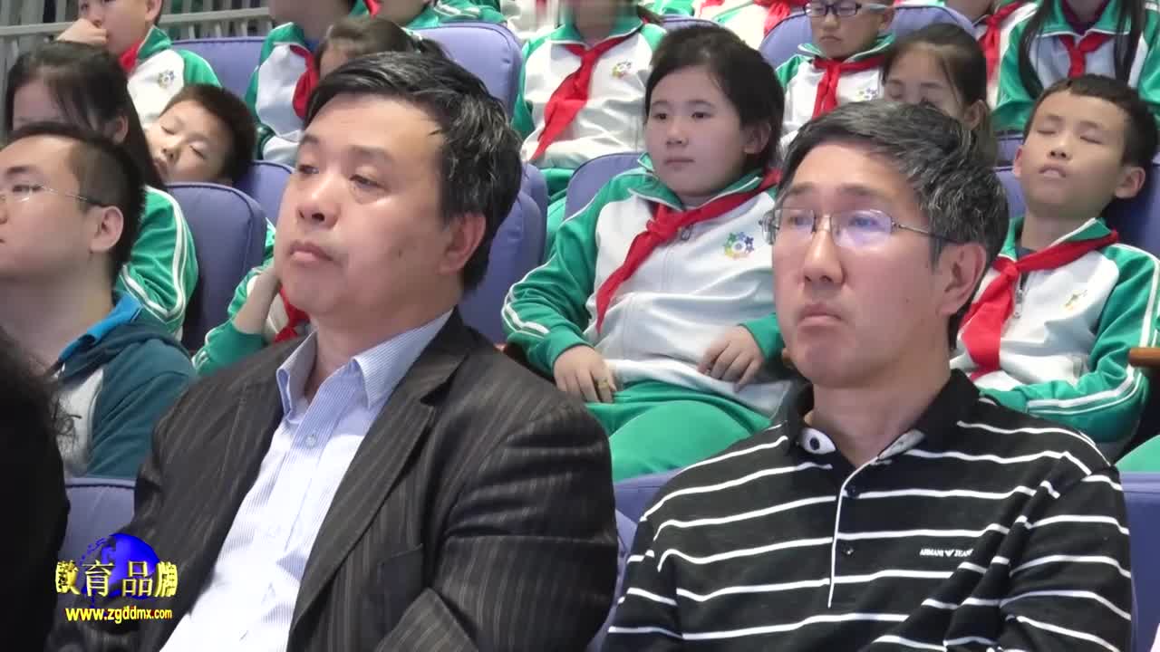 北京市东城区回民小学、春江小学开展读书节活动