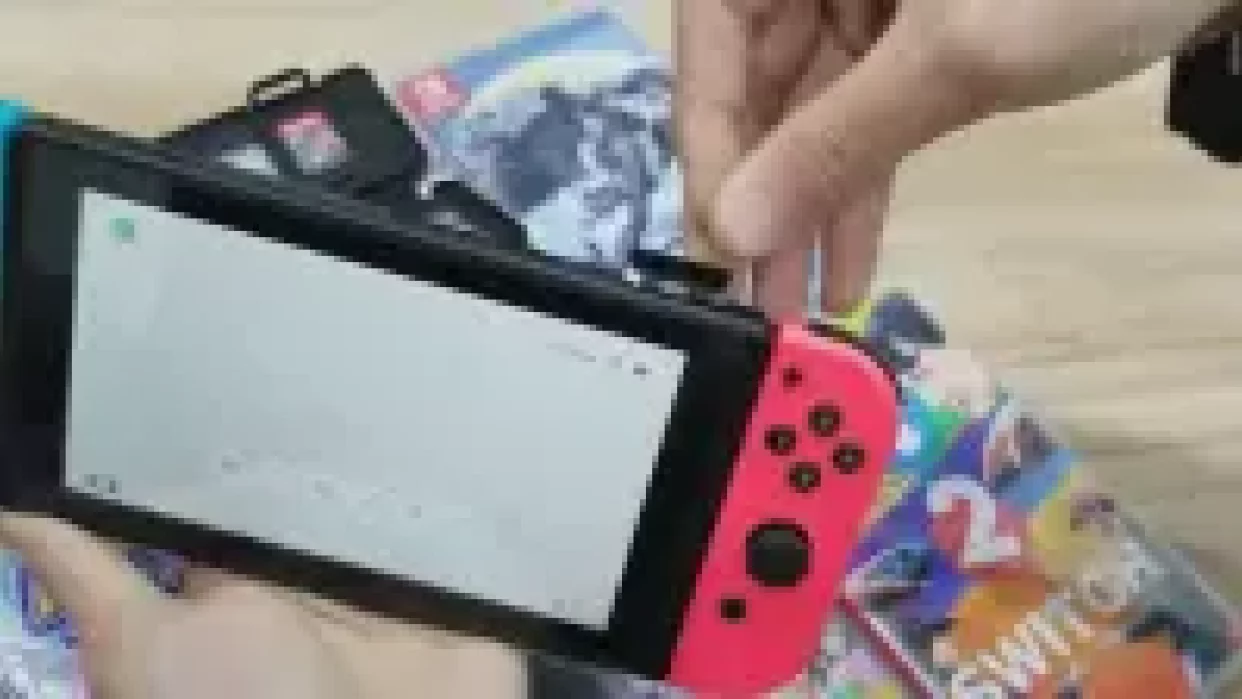 任天堂Switch 任天堂NS游戏机 初入手 新手教程 开机设置 如何添加...