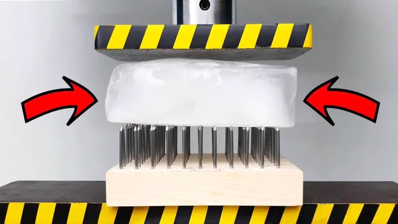 解压测试:实验冰与钉床液压机对抗