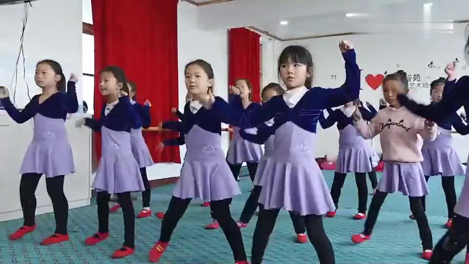 儿童舞蹈完整版: 卡路里