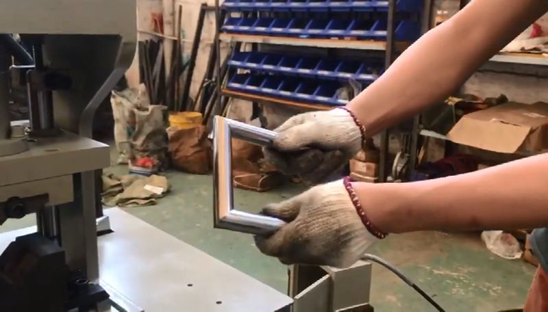 圆管切45度角的技巧 牛人自制的一款设备