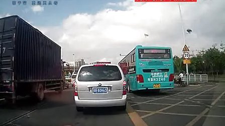 任我游N568行车记录仪白天黑天实景录制影像 高清