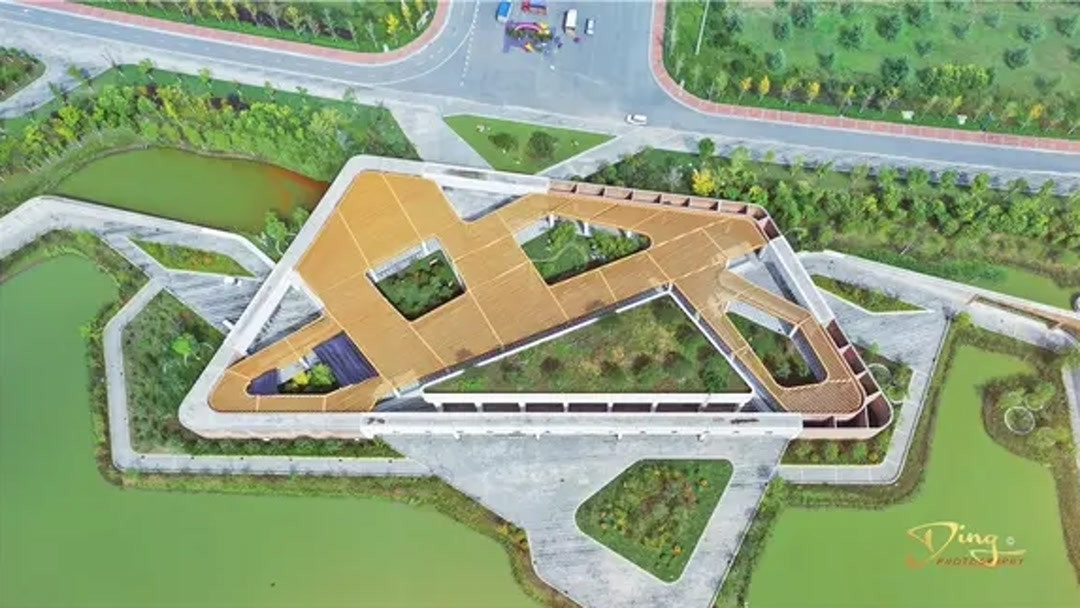 世界上规模最大,中国第一个国家级植物园,森林覆盖率达95%