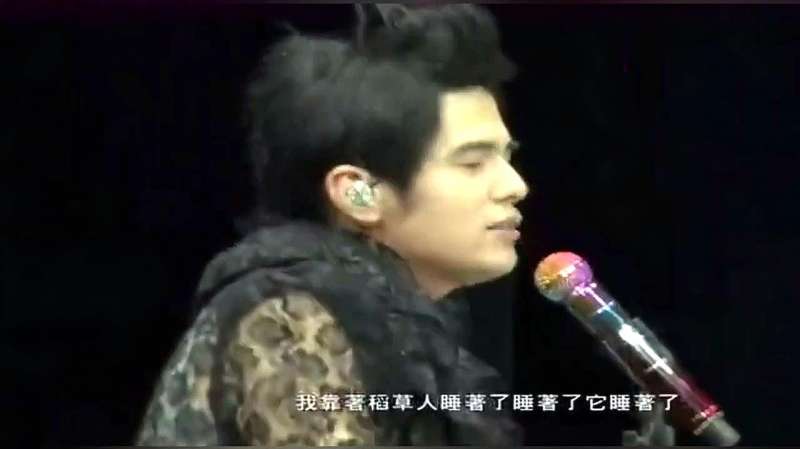 周杰伦巅峰时期演唱会,一首《稻香》万人大合唱,真是太震撼了!