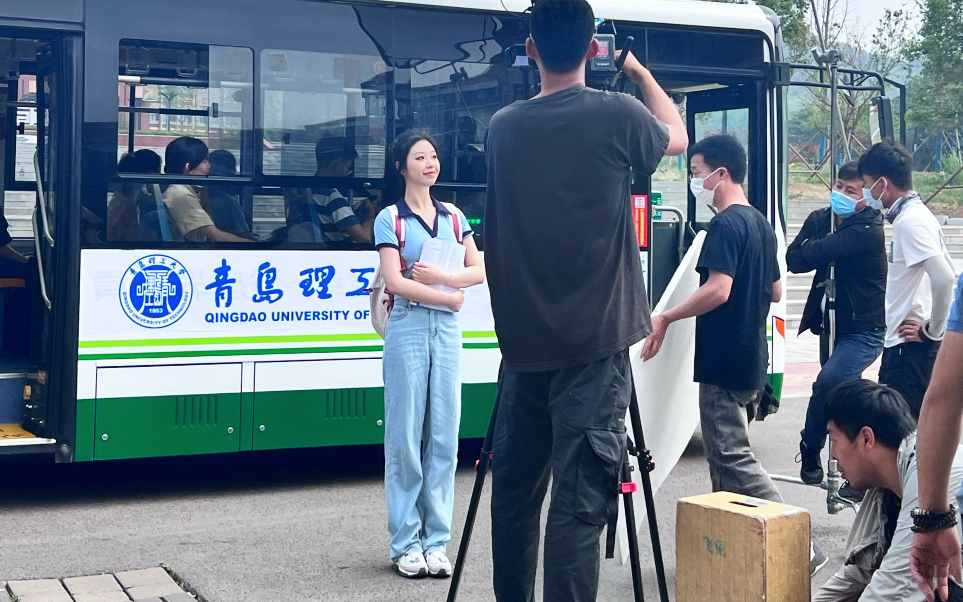 招生宣传片段&欢天喜地式表演风格示范