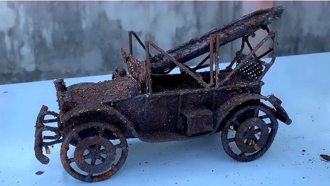 复古修复:1931古董生锈的豪华汽车模型,修复好的还值钱吗?