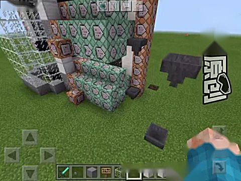 我的世界命令方块的红石电梯展示。