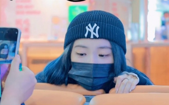 【喻言】自动门:想开了,但又没完全想开 / 零距离追星的体验