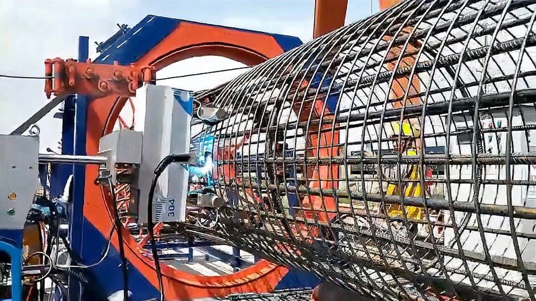 双枪自动焊接钢筋笼,数控钢筋笼滚焊机自动焊