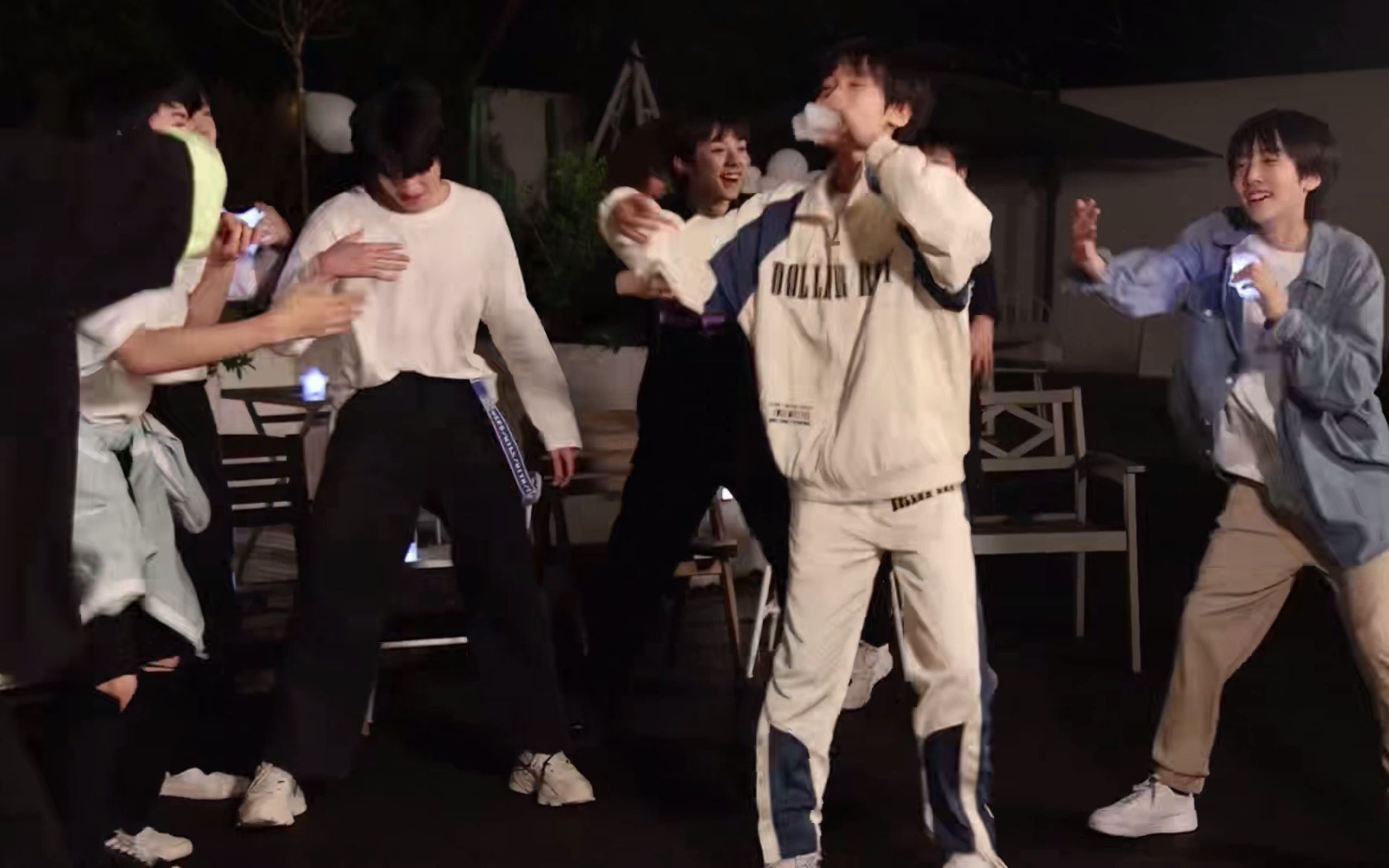 【TF家族】两天一夜 十二人转 图书馆情书系列舞台
