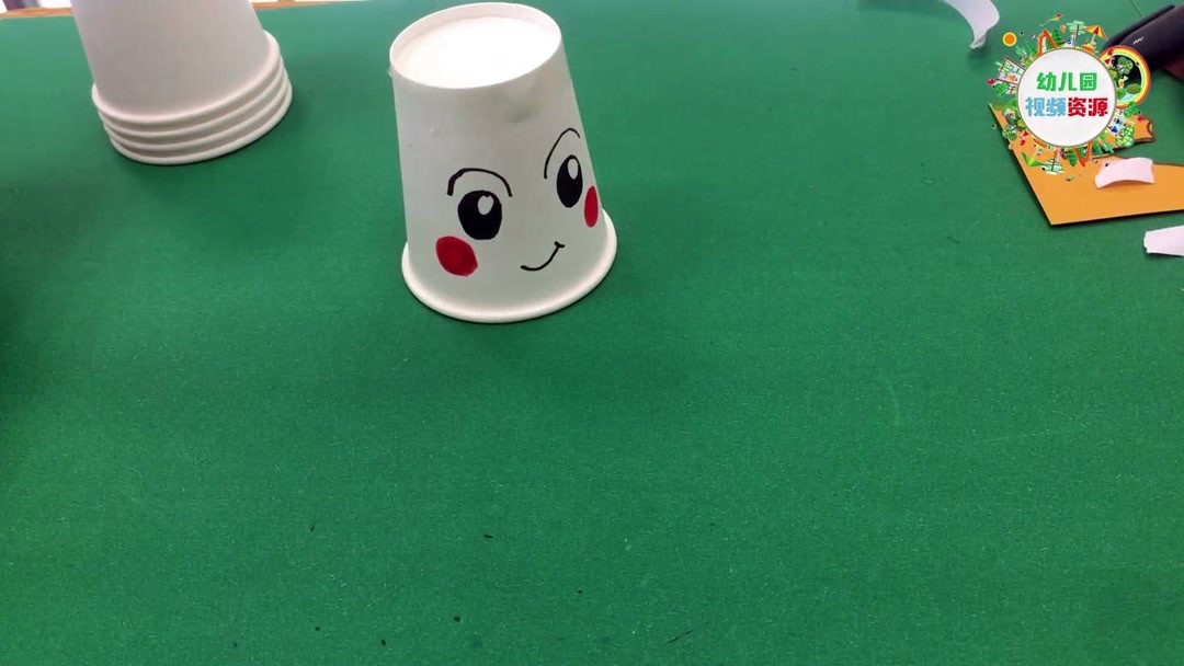 幼儿园儿童手工稻草人男孩