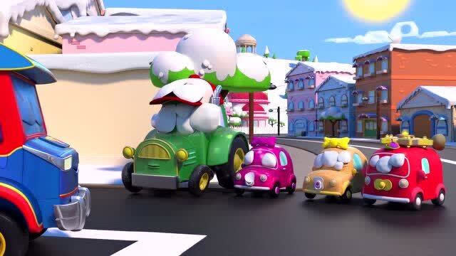 儿童卡通车动画:小蓝卡车帮助小伙伴推开雪堆,疏通道路