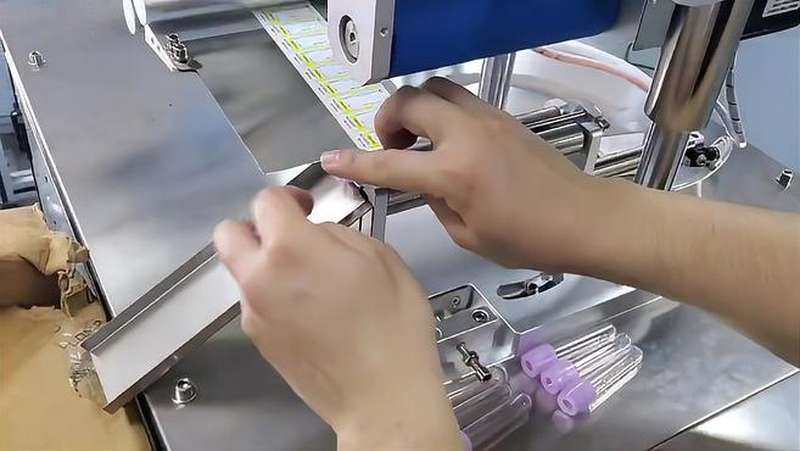 看小试管怎么贴上漂亮的标签的,挺解压