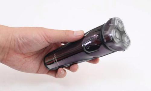 经常用剃须刀的留意,我也侥幸才清楚,别说没告诉你,早懂早受益