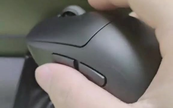 拆封低价的罗技gpw游戏鼠标