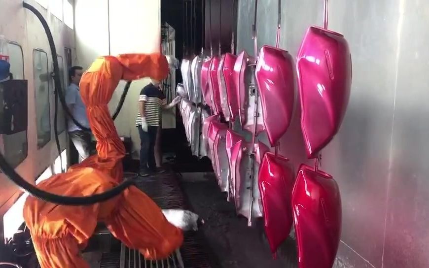 自动化生产线机器人自动识别跟踪喷涂