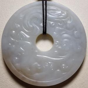 玉见有缘人啊 