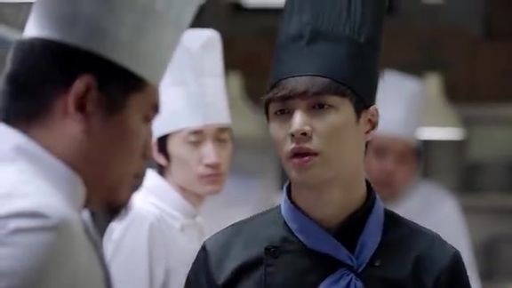 后厨岗位大变动,小蔡主厨直接开了老王,竟还让他心服口服