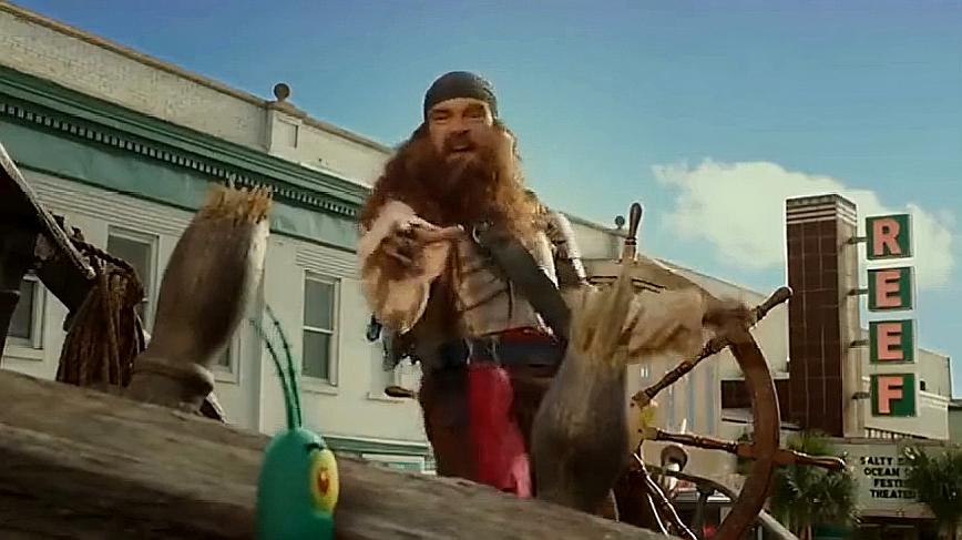 海绵宝宝里的痞老板居然变身成“绿巨人”,这下海盗遭殃了!