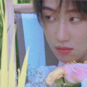 浅浅浅浅芊 