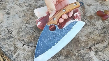 老辈上传下来的菜刀,一刀切下去,才知道这是个好东西!