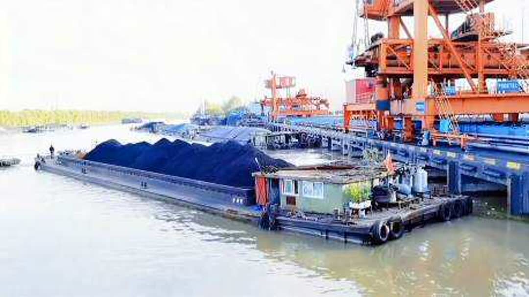 徐州亿吨港码头装煤炭,船舶的平衡度用什么测量?用这招太有才了