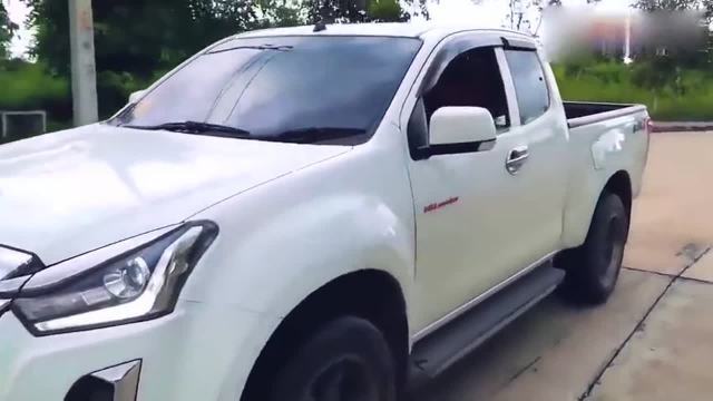 五十铃dmax实车展示