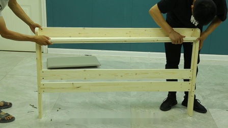 实木床安装视频-1