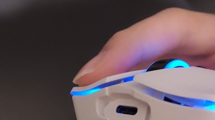 鼠标这样正常吗?