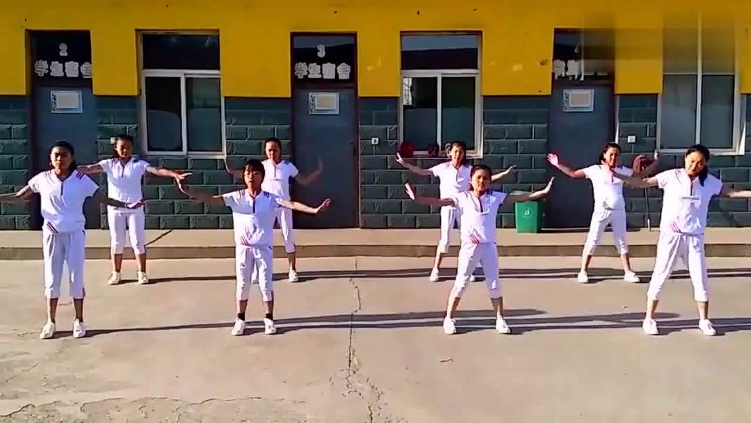 踩踩踩舞蹈 校园版