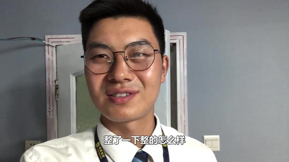 无偿帮客户装修房子,给客户当管家,看来房产中介这行业真不好干