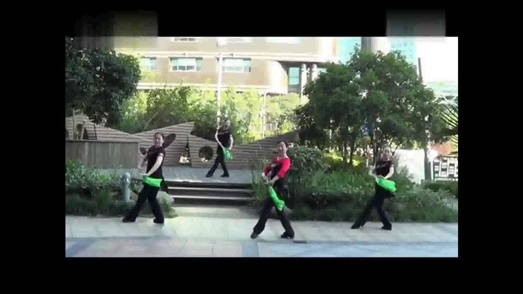 最新视频-最新 十式木兰扇《木兰舞韵》集体正面示范.