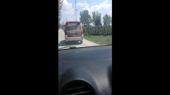 有谁认识这个逃逸车?