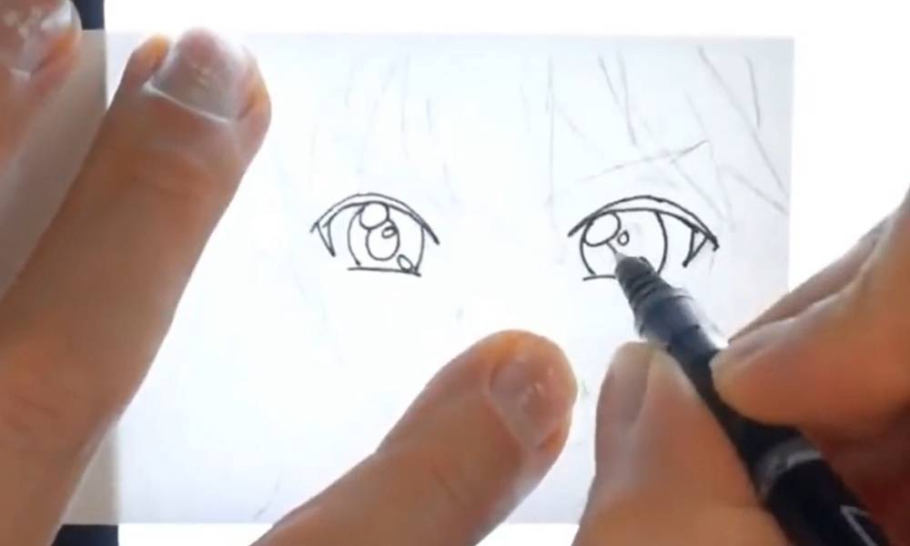 牛人耗时35天画出了六百多页的翻页动画,翻开的时候也太真实了吧