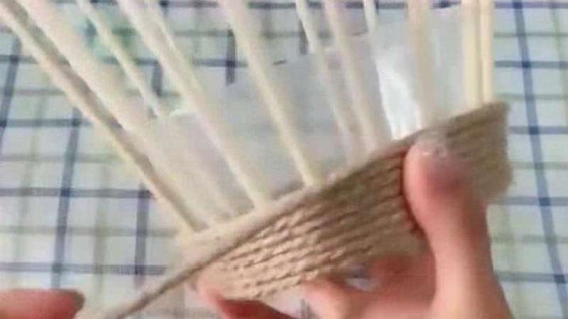 用完的一次性筷子不要扔,这样做,废物利用!