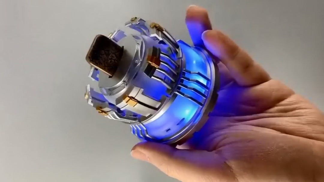 钢铁侠核反应堆模型,做工很精致