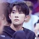 我爱小严～ 