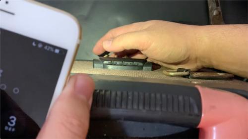 箱子密码锁忘掉密码了?多亏网友提醒,一招轻松打开