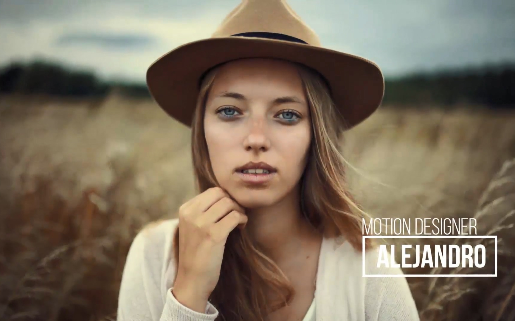 AE模板-各种拖影效果的幻灯片视频婚纱写真个人或家庭影集照片写真...