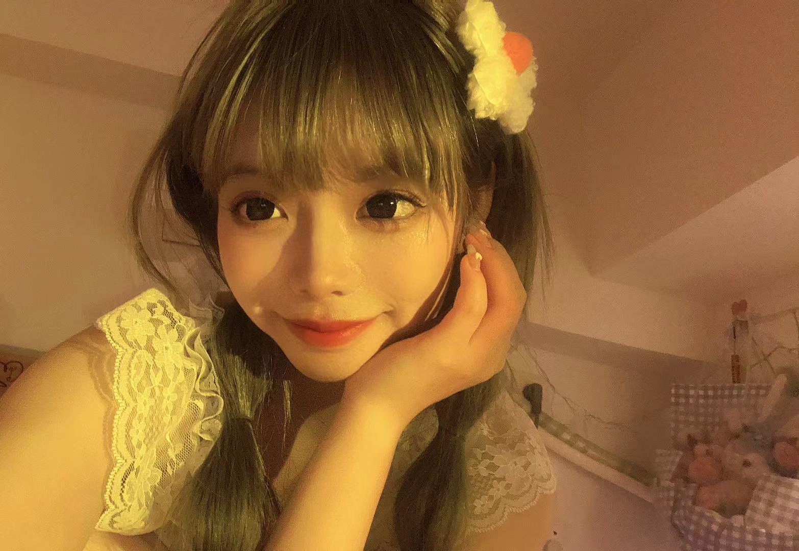 粉头少女 
