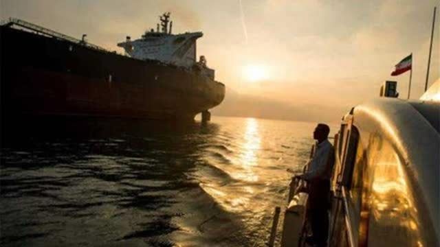 英宣布将延长,对伊油轮扣押期限,俄黑海大批舰队出海抢回!