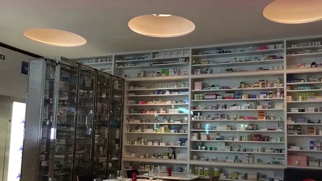 外国有家主题餐厅,居然是用药来当主题?看着好有意思