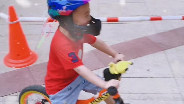 撒撒欢儿#平衡车小骑士 #奔跑的小可爱