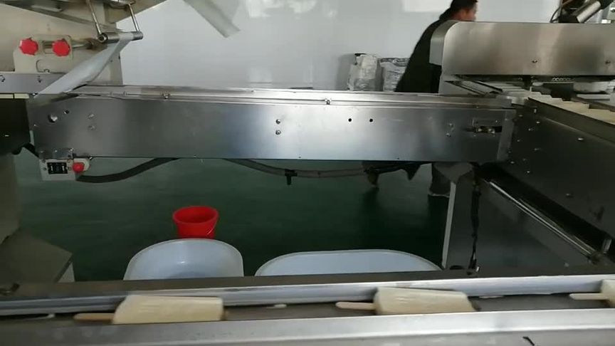 #这是咱家的全自动生产线,同时也是咱们学员的实习基地 。