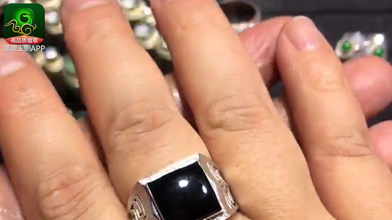 墨翠18k金镶嵌方形戒指高种水_翡翠王朝