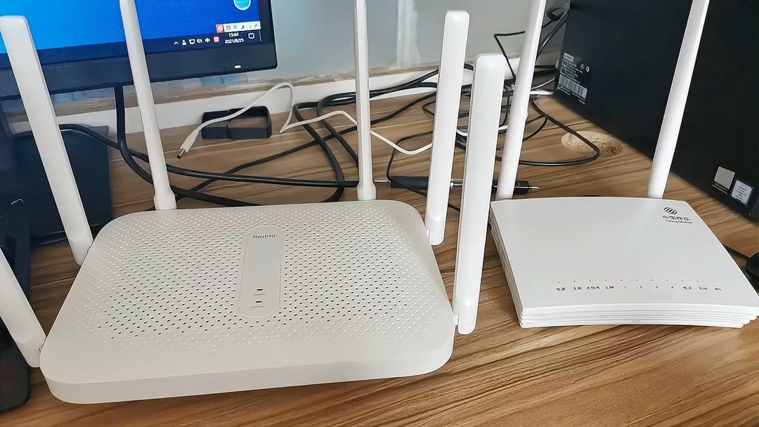 光猫和路由器有什么区别?用谁上网会更快,用错了影响家里网速