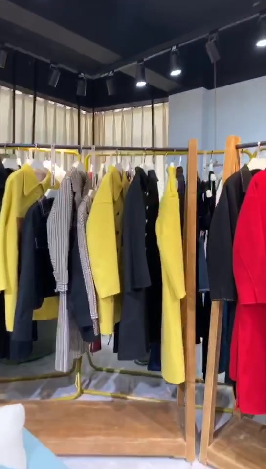 法洛伦2020新款女冬季品牌折扣女装批发走份电商直播货源