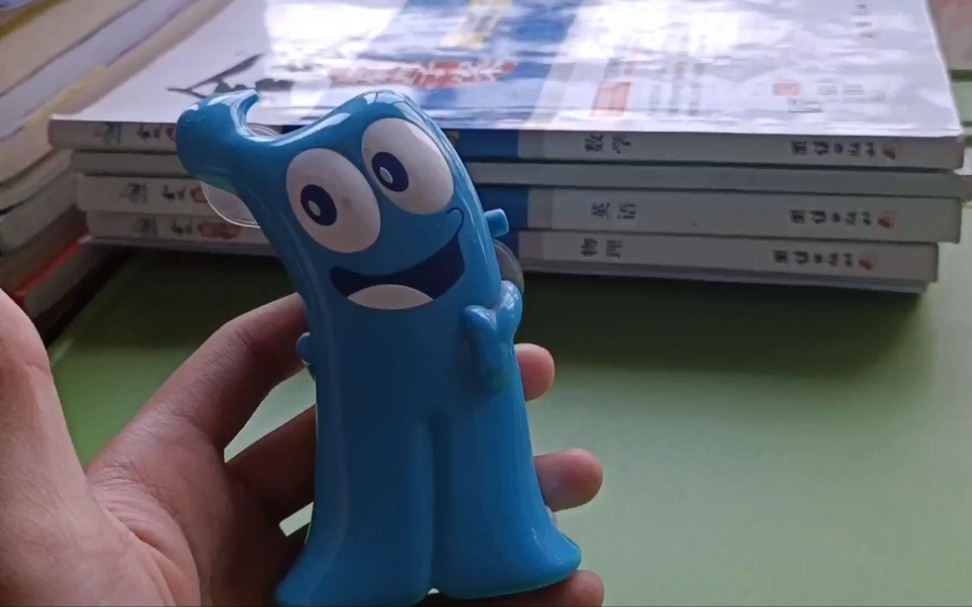 大家还记得海宝吗?(来自2010上海世博会,换上电池,依旧好用)